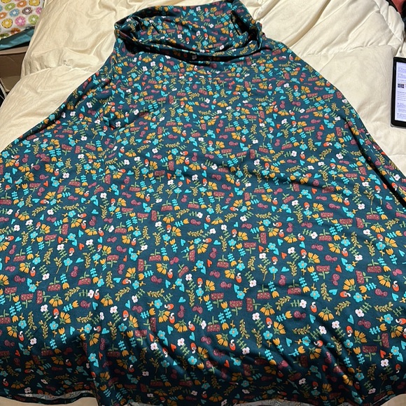 LuLaRoe | Skirts | Hunter Green Maxi Skirt With Flowers Machine Wash ...